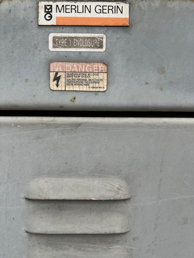 Merlin Gerin Main Disconnect Breaker, Nema 1 Enclosure, 1600 A, up to ...