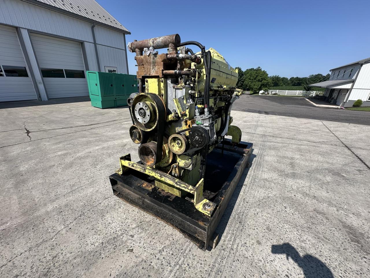 QSK19C Cummins Engine Running of R65 Euclid Rock Truck